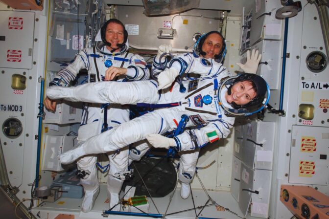 Entrevista exclusiva a la astronauta de la Agencia Espacial Europea ...